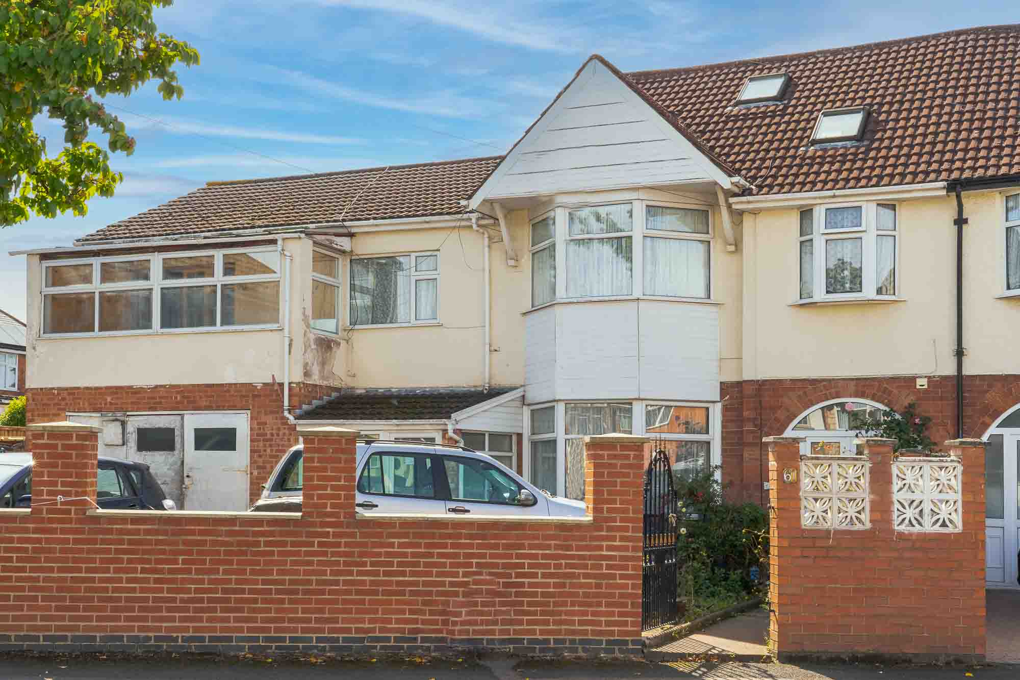 7 Bedroom Detached House - Evington Drive, Evington - Zavsons Properties